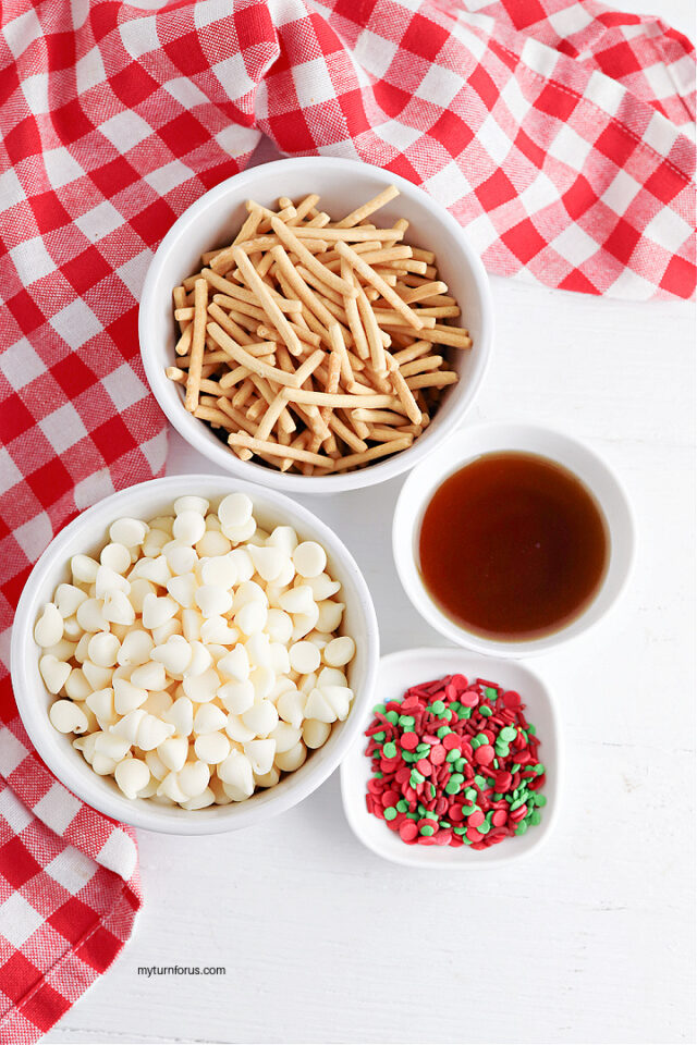 Elf Spaghetti Cookies - My Turn for Us