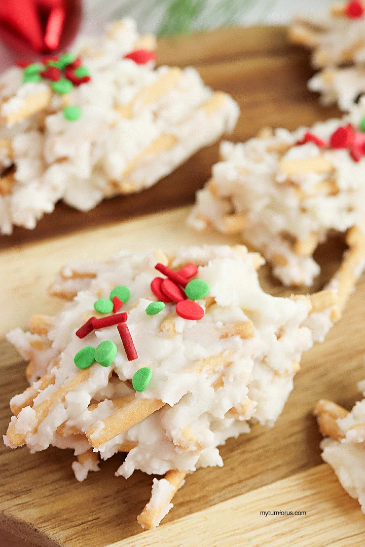 Elf Spaghetti Cookies - My Turn for Us